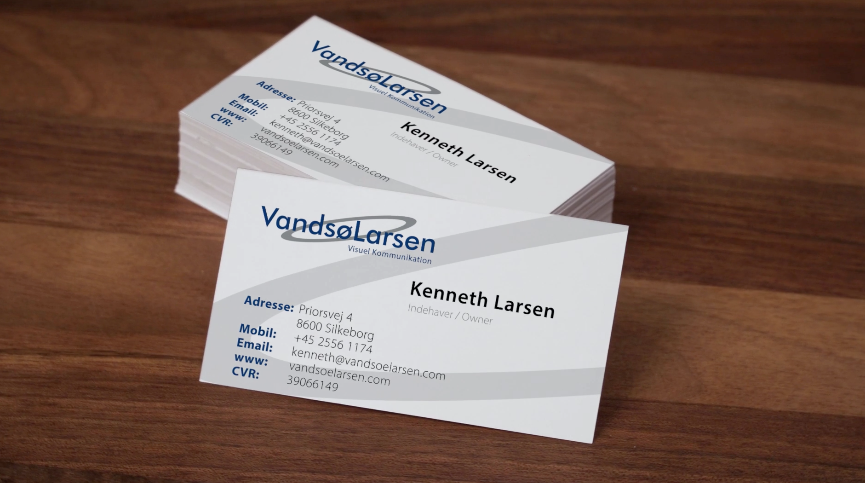 VISITKORT DESIGN